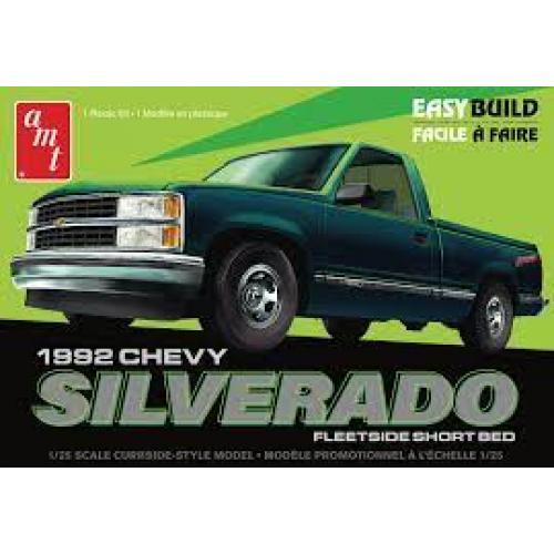 AMT 1/25 1992 Chevrolet Silverado Shortbed Fleetside Pickup - PlasticModels