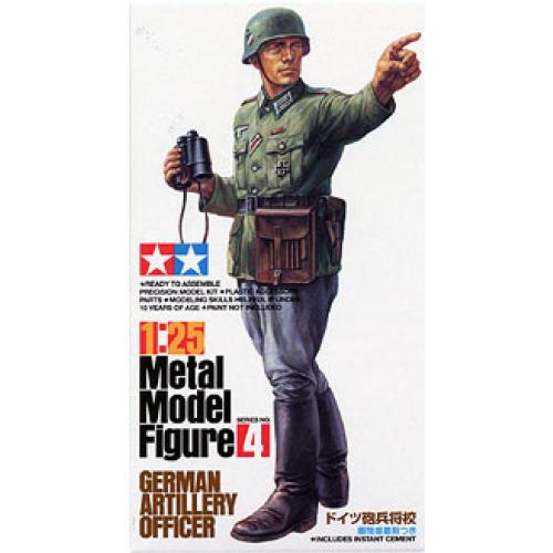 Tamiya 1/25 German Artillery Officer - Metal Modern Figure - PlasticModels